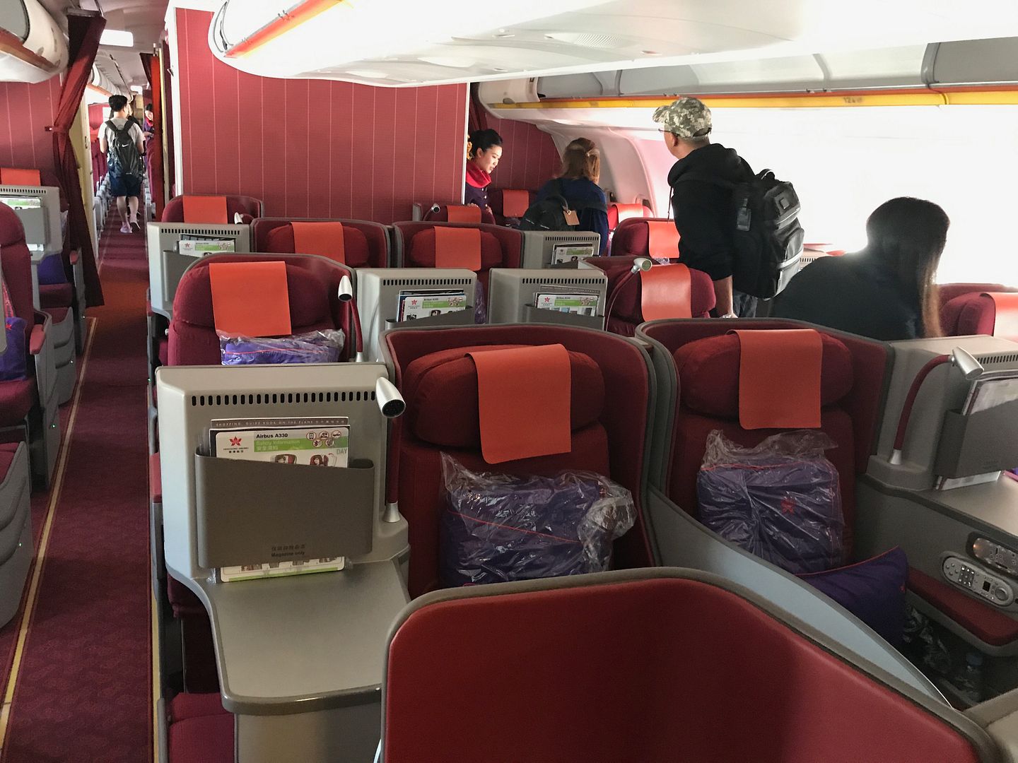Hong Kong Airlines Vancouver to Hong Kong Inaugural in business class ...